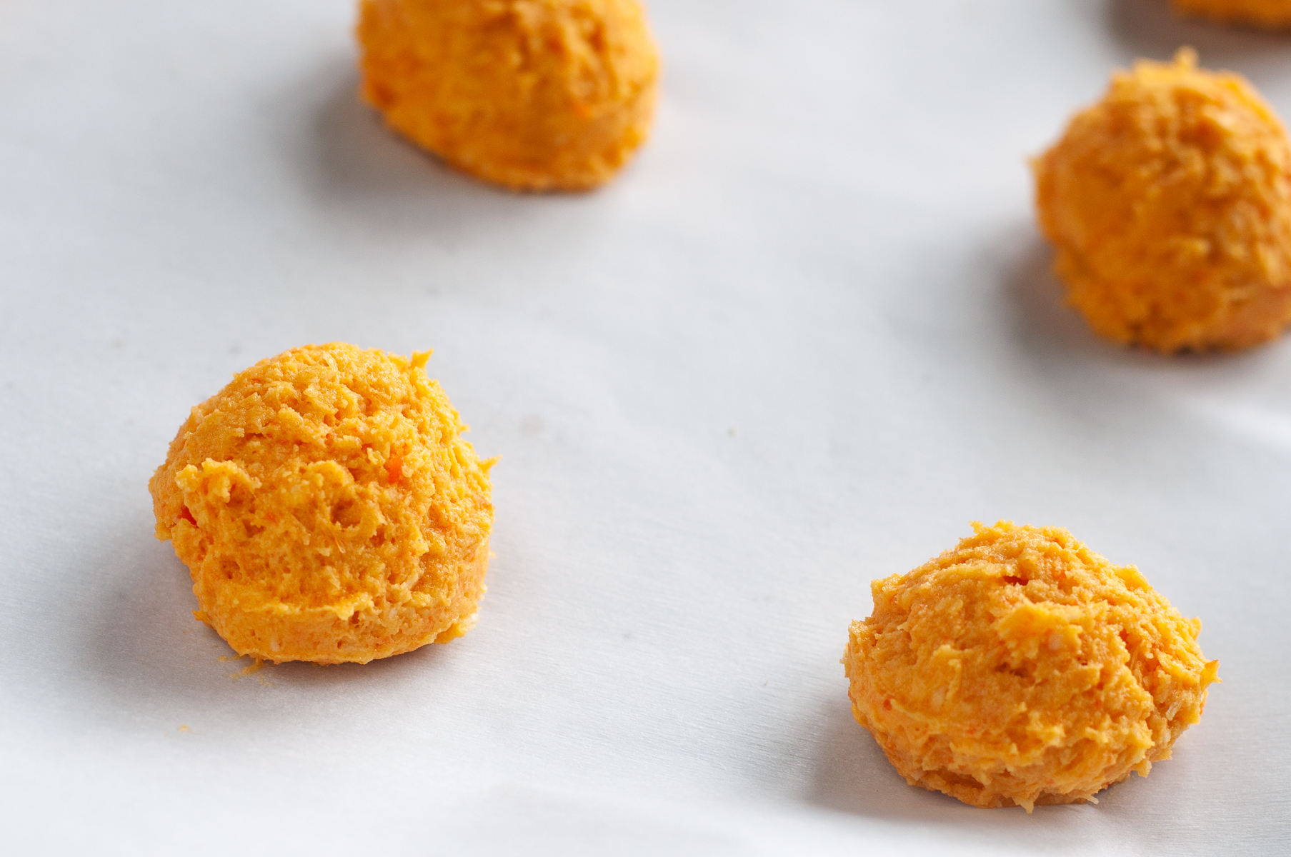 Vegan Carrot Cookies - Thyme & Love